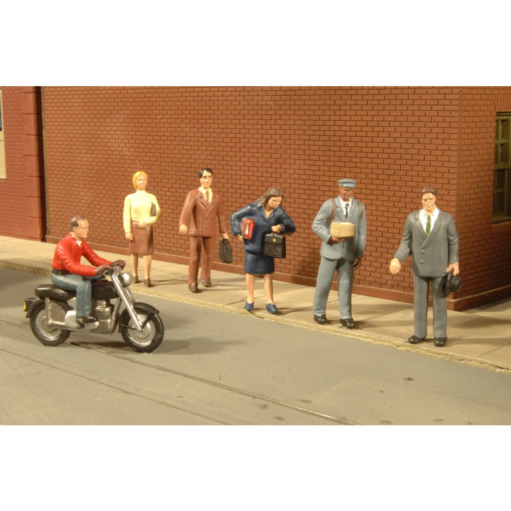 Bachmann City People with Motorcycle - HO Scale – ModelCars.com