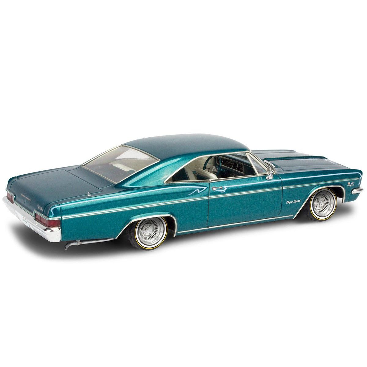 Level 4 Model Kit 1966 Chevrolet Impala SS 396 2-in-1 Kit 1/25 Scale
