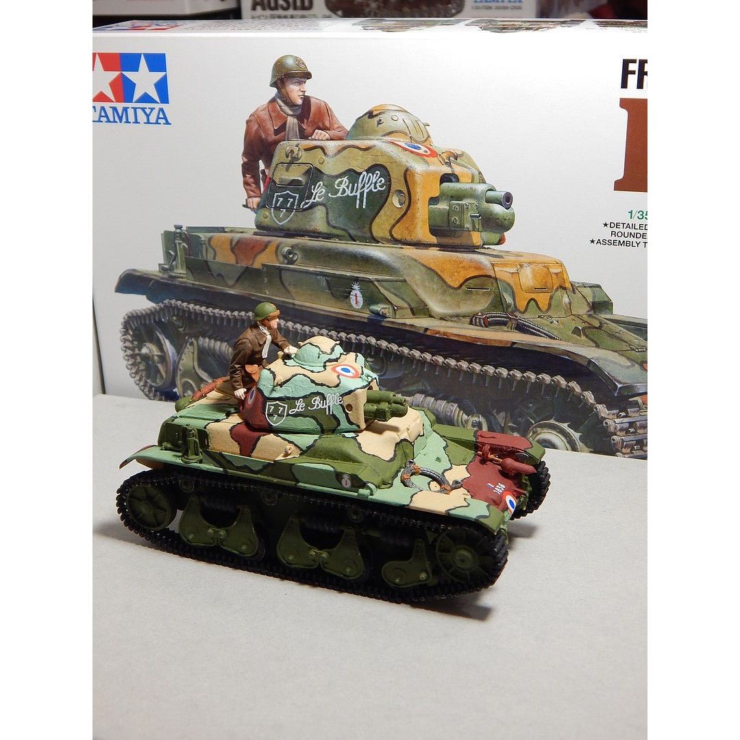 Tamiya 1/35 French Light Tank R35
