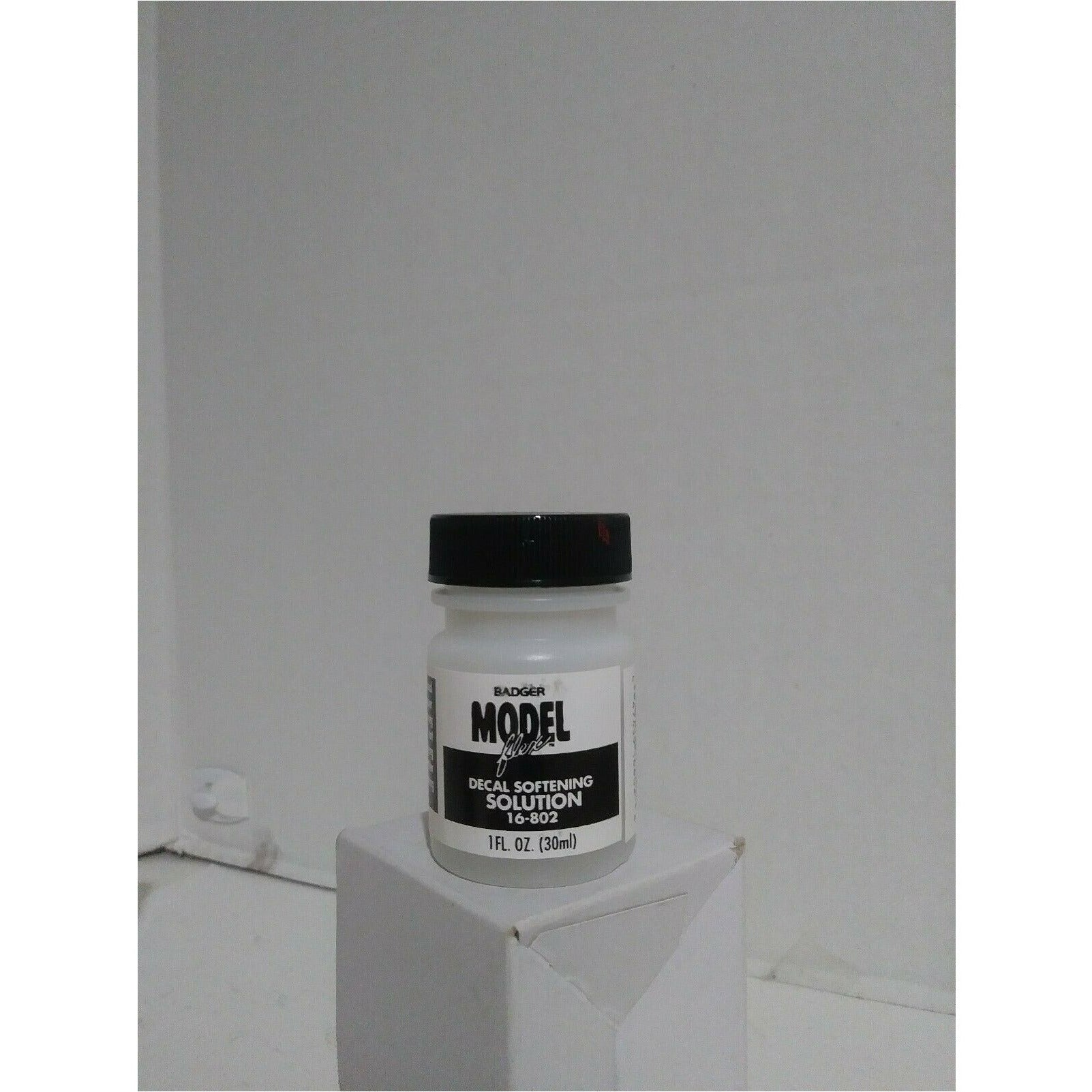 Badger Model Flex 16802 Decal Softening Solution 1oz