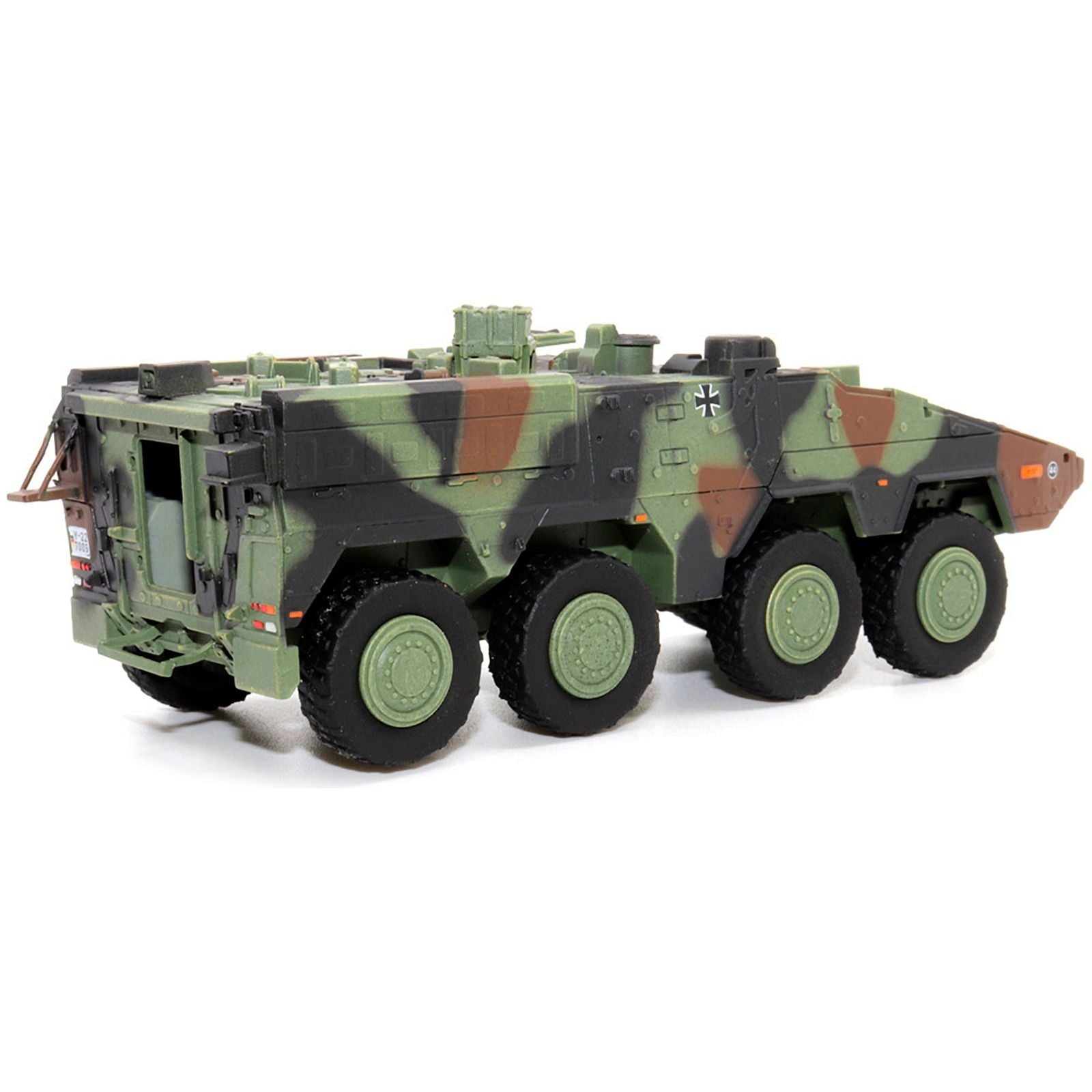 German Boxer A2 MRAV Armored Vehicle Camouflage 1/72 Plastic Model